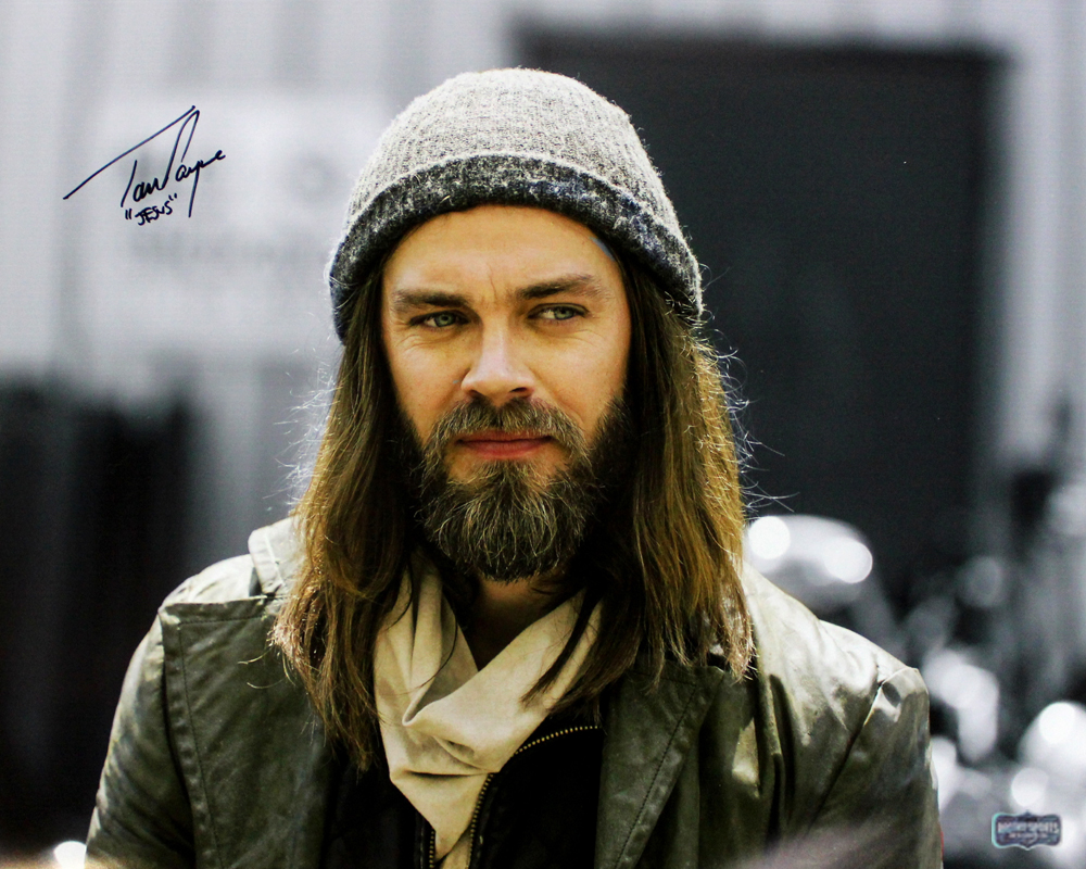 Tom Payne Signed The Walking Dead Unframed 16×20 Spotlight Photo with ...