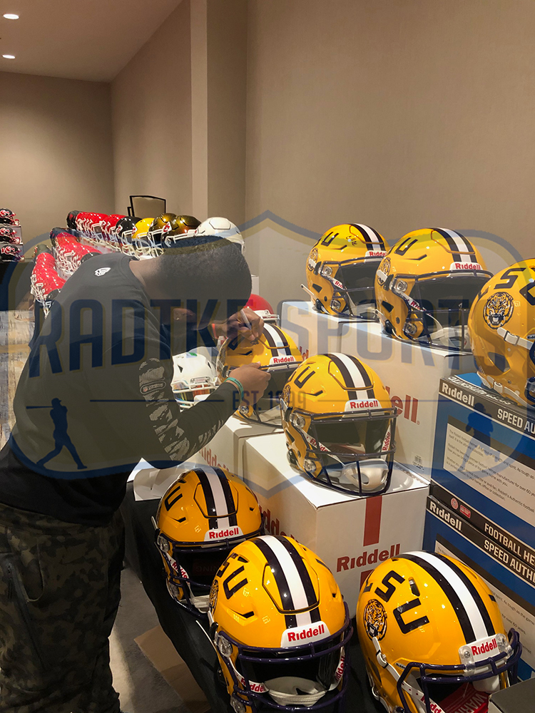 Clyde Edwards-Helaire Signed LSU Tigers Speed Authentic NCAA Helmet ...