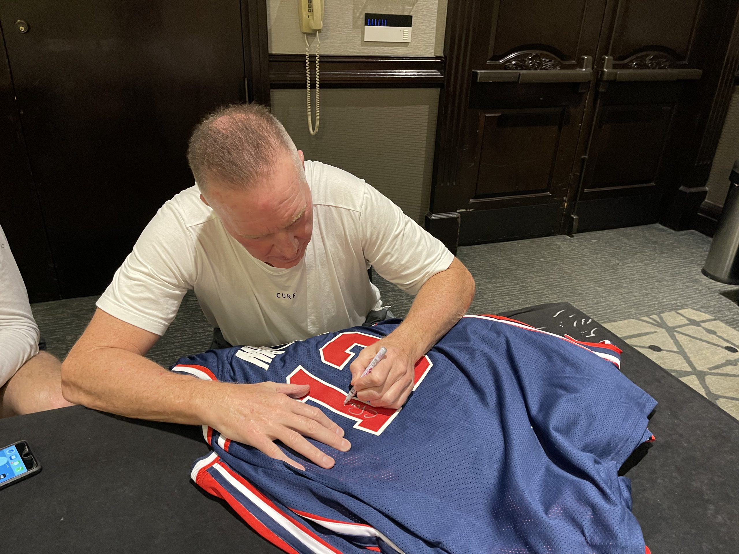 Chris Mullin Signed Dream Team Custom Navy Blue Jersey – Radtke Sports